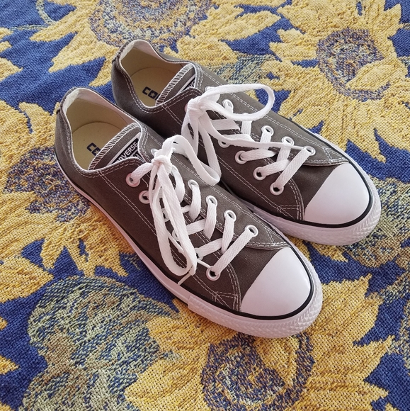 Converse | Shoes | Gray Low Rise Converse | Poshmark
